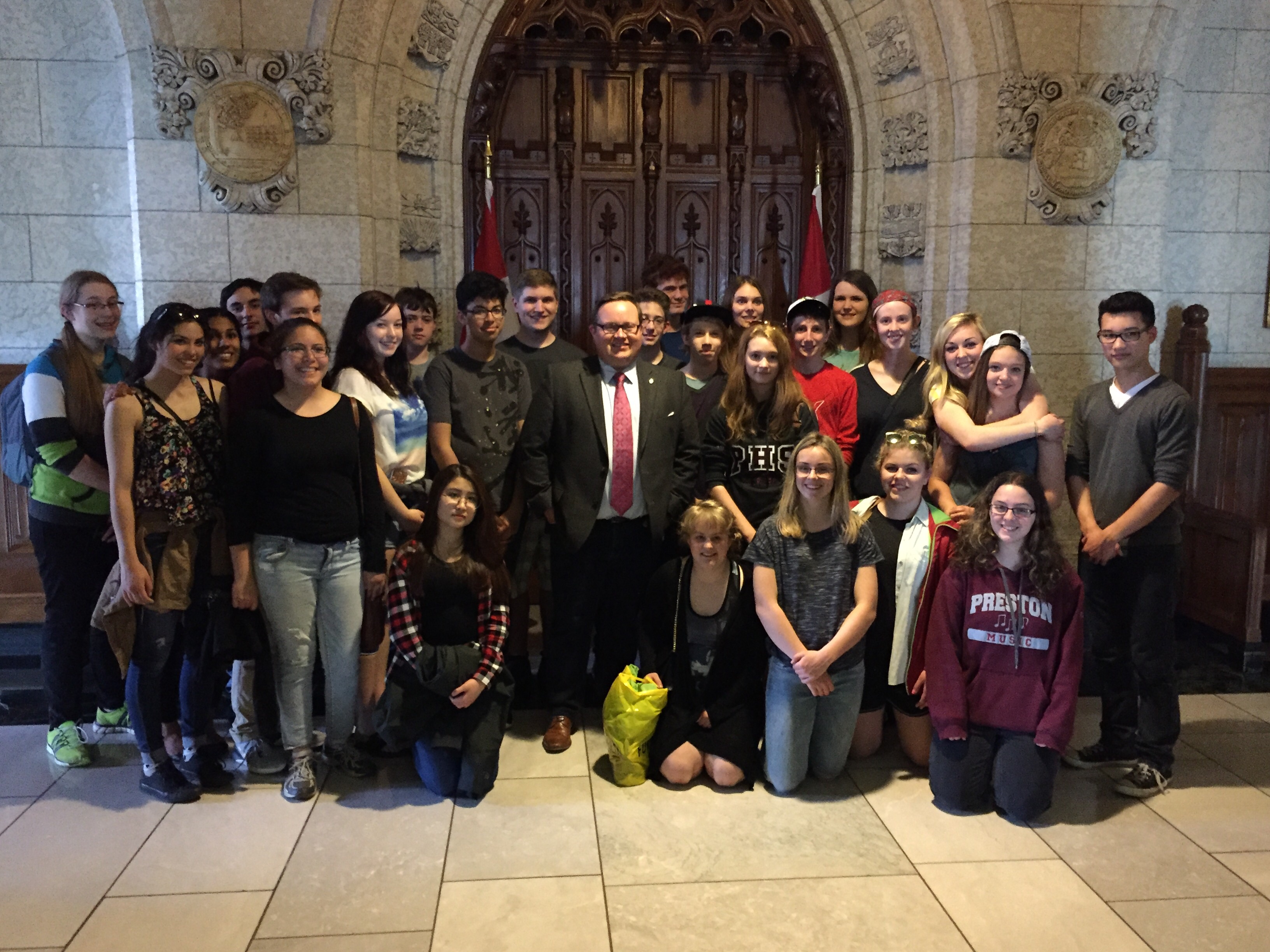 Preston HS students meet Bryan May at Musicfest Nationals - Waterloo ...